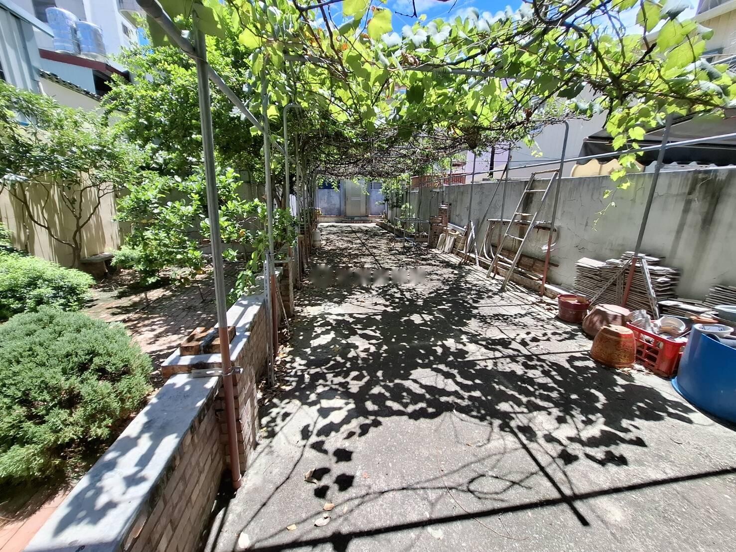 建地阿欣⭐橋頭新市鎮旁老街 商業建地 大地坪面寬8米高雄市橋頭區橋頭路 樂屋網 土地買賣
