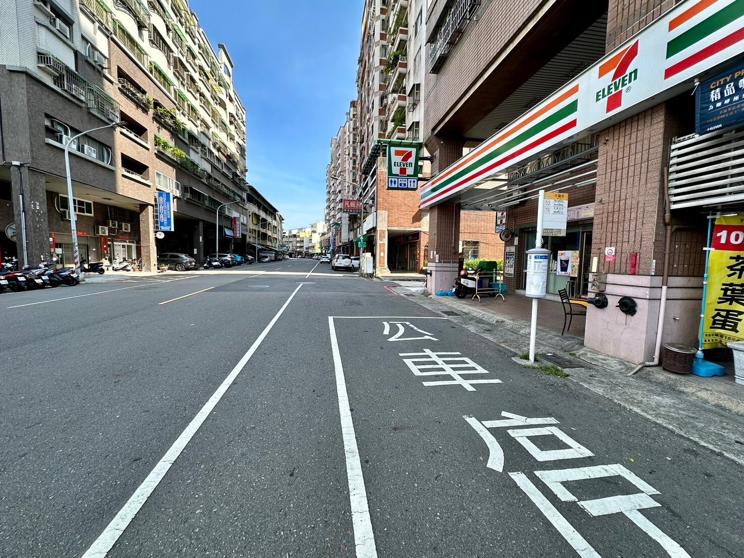 親水公園、天天新市場 吃市店面12樓 高雄市三民區鳳凰天廈買房子、房屋出售 樂屋網