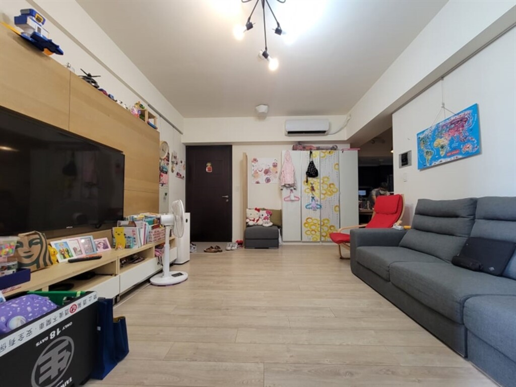 台中市南區文心南路電梯大廈稀有釋出 南區高指名社區三房平面車位 房屋出售 樂屋網