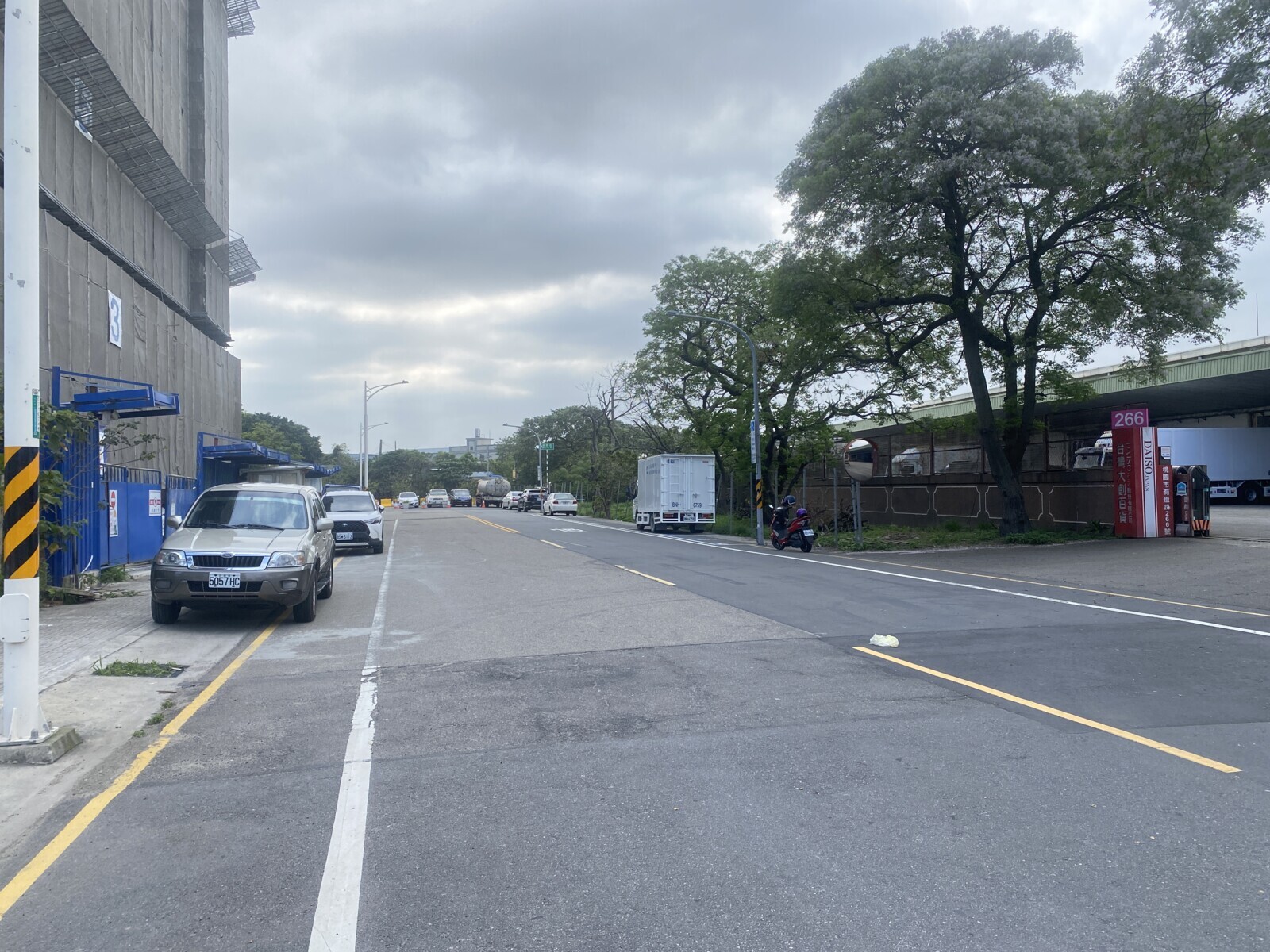 昭揚君邸桃園市桃園區正光路電梯大廈專任中路特區!昭揚君邸全新未住邊間高樓層四房車 房屋出售 樂屋網
