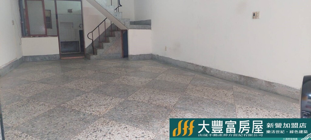 台南市麻豆區復興街透天厝麻豆市中心店面便宜賣 房屋出售 樂屋網