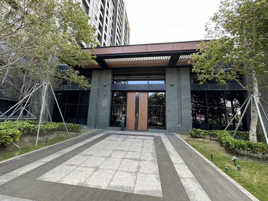 公園1號新竹縣竹北市十興路一段電梯大廈公園一號勝利國中~ai智慧園區平車 房屋出售 樂屋網