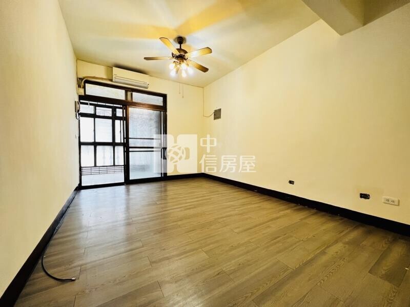 桃園市中壢區中山東路三段公寓【安家】中山東路家樂福美三房 房屋出售 樂屋網