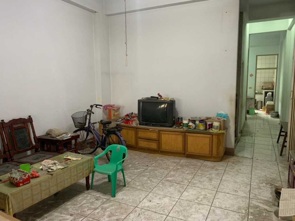 嘉義市西區育人路別墅b1424育人路車庫別墅 房屋出售 樂屋網