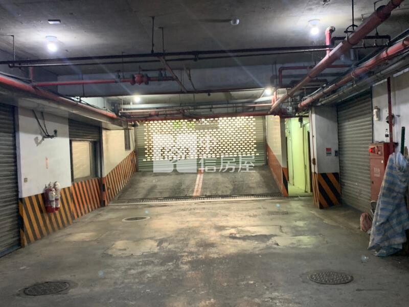新北市林口區仁愛路二段透天厝林口區仁愛路2段路邊 全棟 四層透天店辦住 房屋出租 樂屋網