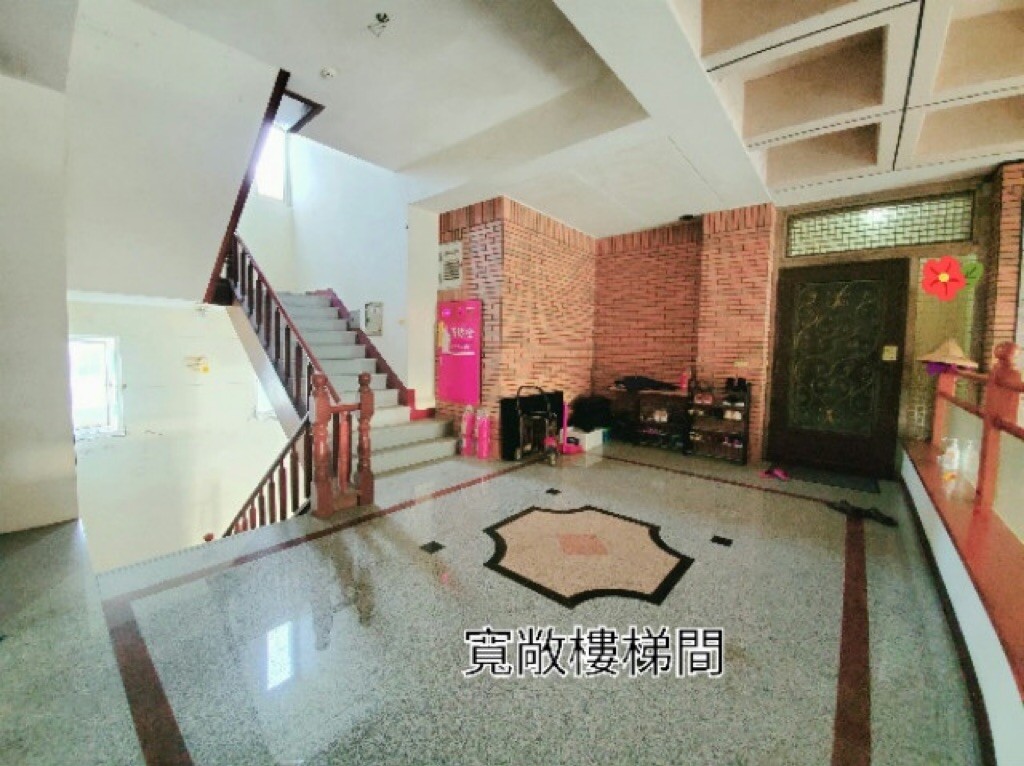 廣涵桃園市中壢區中正路四段電梯大廈精選物件推薦【售】大崙國中旁大三房雙車位 房屋出售 樂屋網