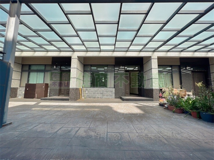 苗栗縣竹南鎮大埔透天厝大埔豪華前庭雙車美墅 房屋出售 樂屋網
