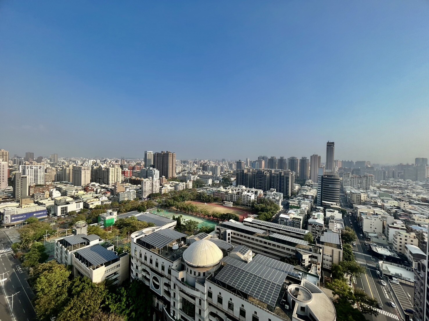 亞灣區新崛江稀有無敵海景4房平車 開放式格局 高雄市新興區京城雅典買房子、房屋出售 樂屋網