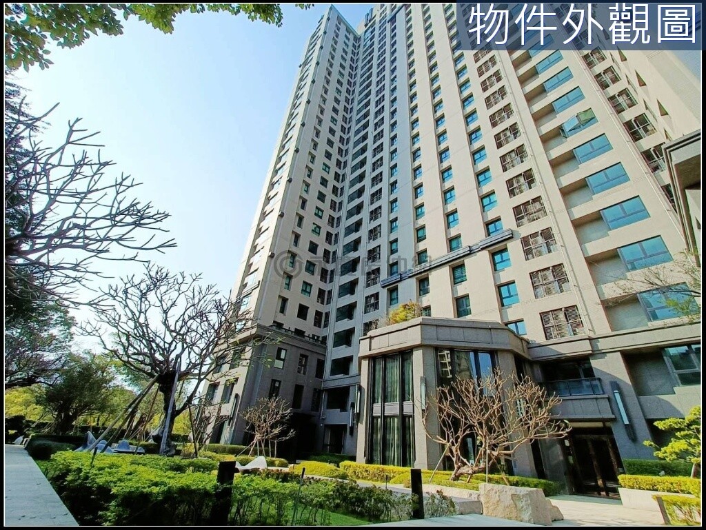 皇苑御桂園林高雄市鼓山區青海路電梯大廈皇苑御桂園林高樓層遠眺山景31房★b1雙平車 房屋出售 樂屋網