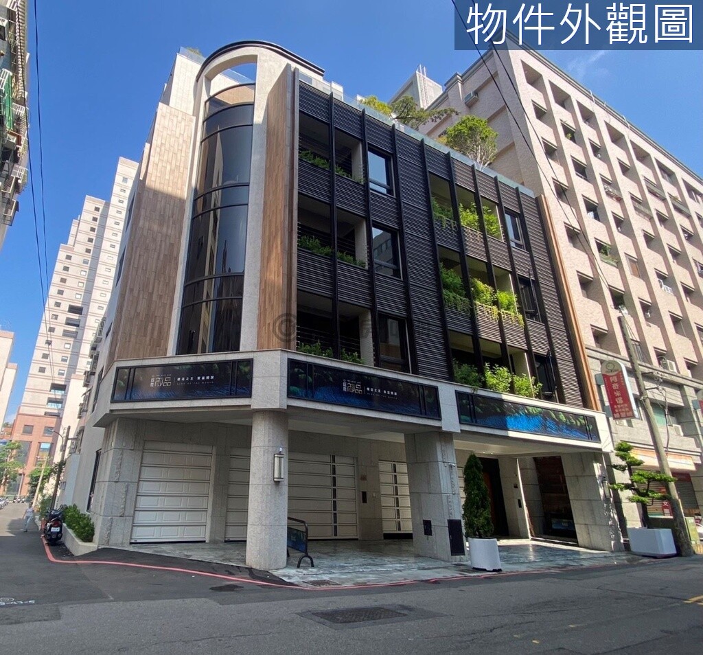 台中市西區五權西六街別墅西區美術館大地坪大面寬『全新角間電梯豪墅』 房屋出售 樂屋網