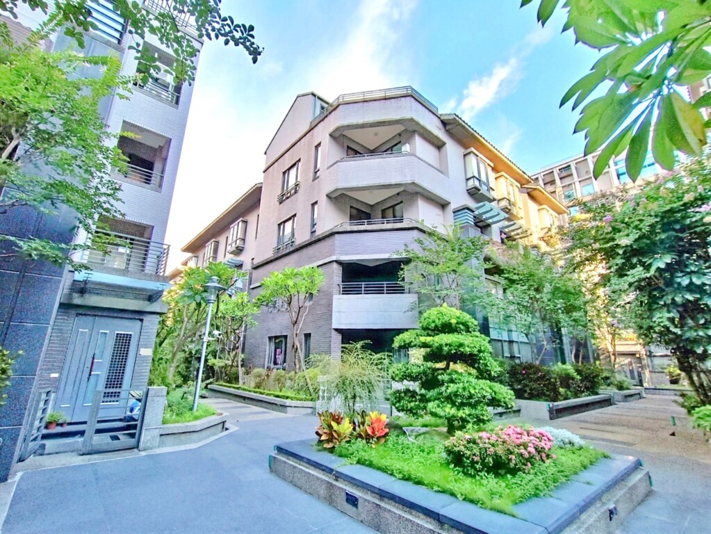 豐邑大隱別墅社區豐邑大隱社區台中市西區向上路一段別墅專任!草悟道大隱別墅唯一釋出入主草悟道別墅機會來了 房屋出售 樂屋網