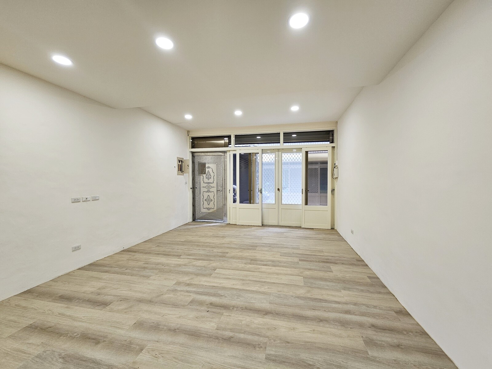 三民商圈｜漂亮翻新四房美透天《大樓價格買透天》 新竹縣竹北市買房子、房屋出售 樂屋網
