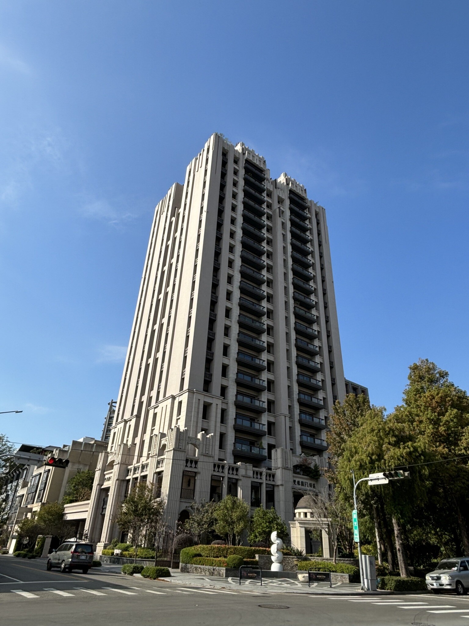 雙橡園f1特區台中市南屯區惠文路電梯大廈雙橡園系列 F1特區 文心森林公園31房視野戶 房屋出售 樂屋網