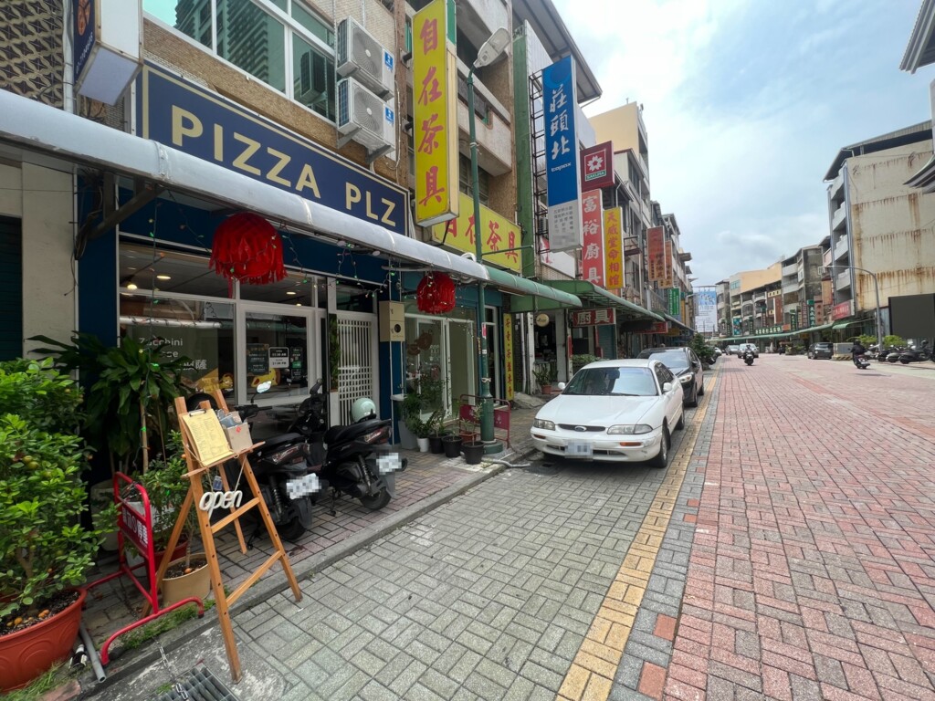 高雄市鳳山區三民路透天厝租 鳳山【大東捷運】 近中山路金店面 房屋出租 樂屋網