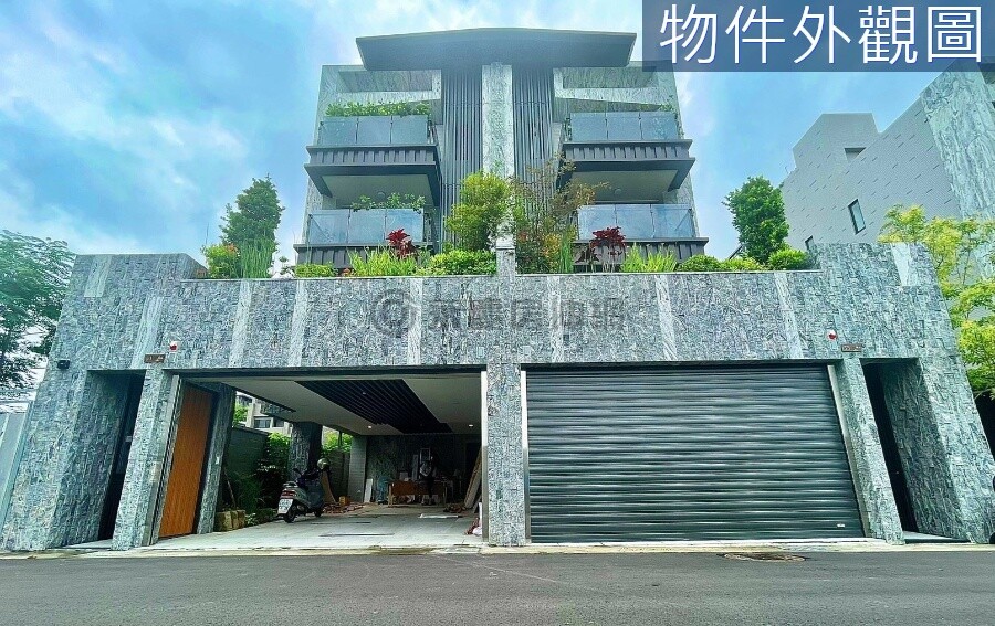 基創御山台中市北屯區南興東一街別墅單元十二!全新「基創御山」四車四套電梯別墅 房屋出售 樂屋網