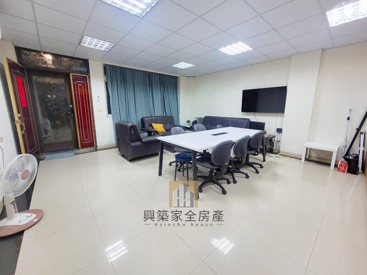 新竹縣竹北市嘉政三街★竹北超人★高鐵 興隆路 園區 優質店面辦公出租 樂屋網