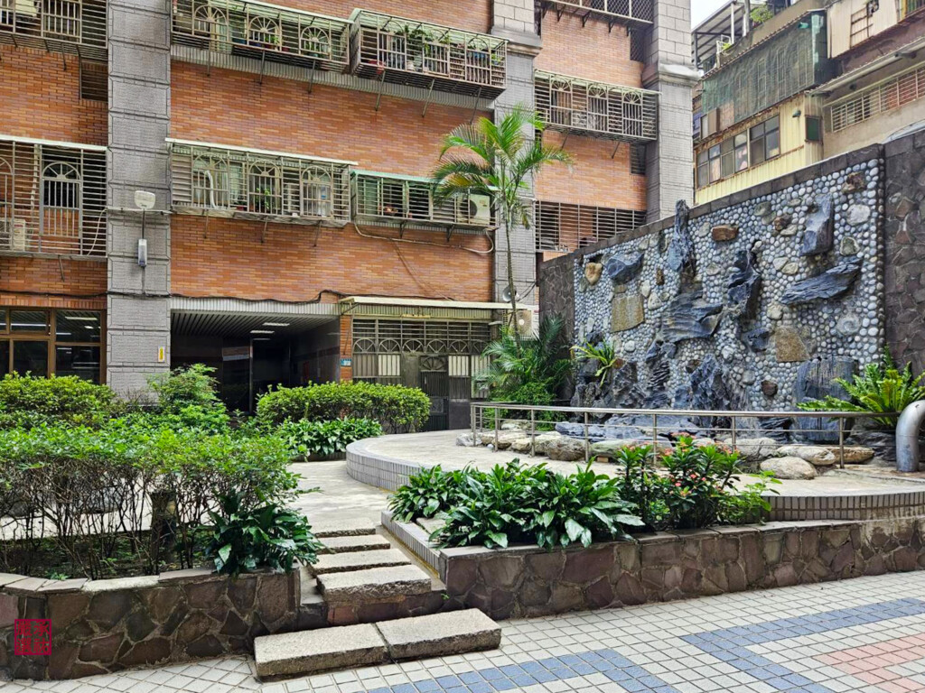 台北新故鄉新北市土城區金城路三段電梯大廈新故鄉低總價可隔2房~輕鬆成家 房屋出售 樂屋網
