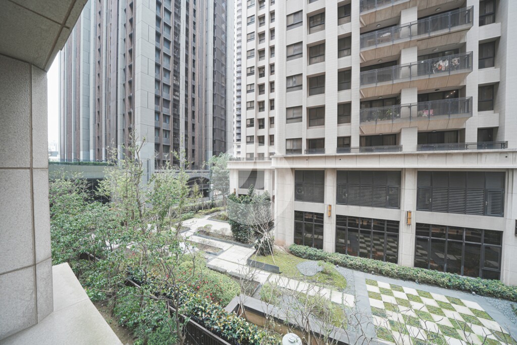 佳泰城峰匯新竹縣竹北市莊敬五街電梯大廈獨家釋出【城峰匯】遠百旁大四房雙車位屋齡新 房屋出售 樂屋網