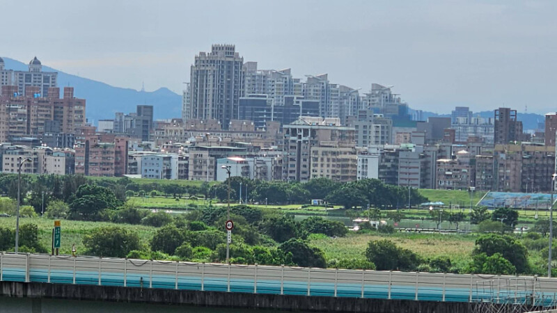 神采飛洋好享家新北市五股區新城六路電梯大廈 住商詹瑞珍 洲子洋神采兩房車 房屋出售 樂屋網