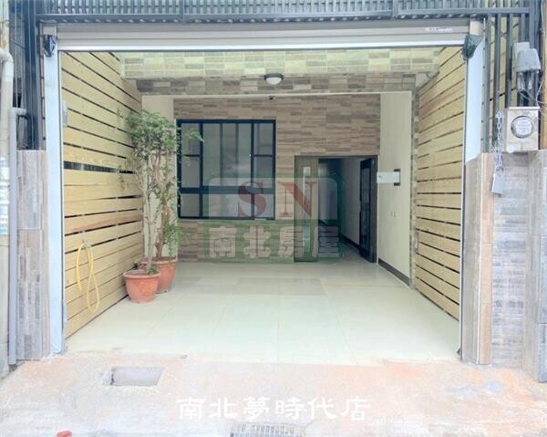 台南市關廟區東昌街透天厝關廟旺萊近交流道明亮車庫透天 房屋出售 樂屋網