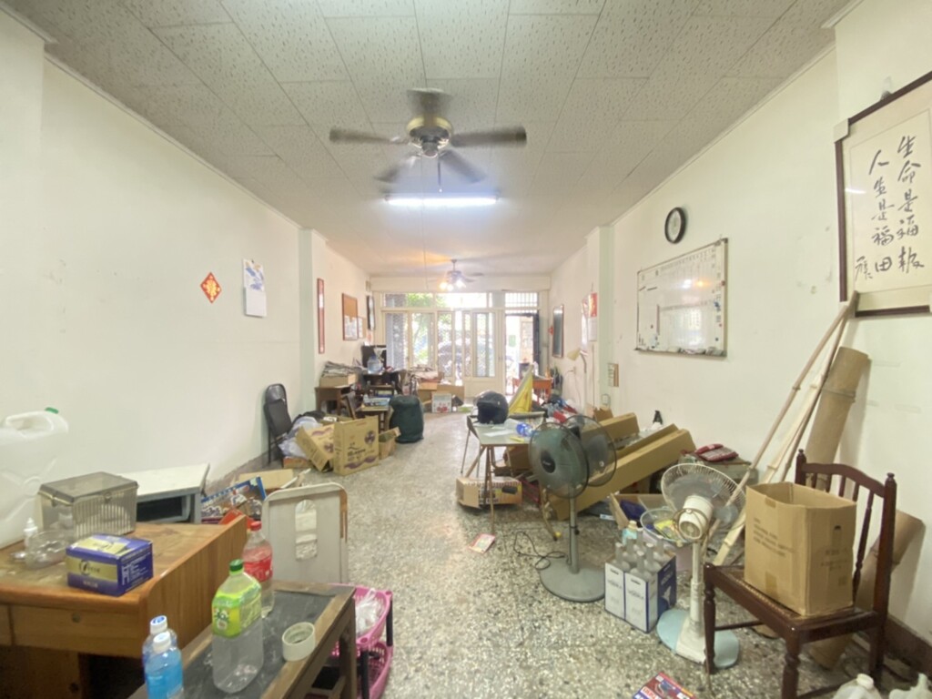 台中經貿大樓台中市北區中清路一段透天厝獨家出價談大地坪漢口商圈中清路透店我最便宜 房屋出售 樂屋網
