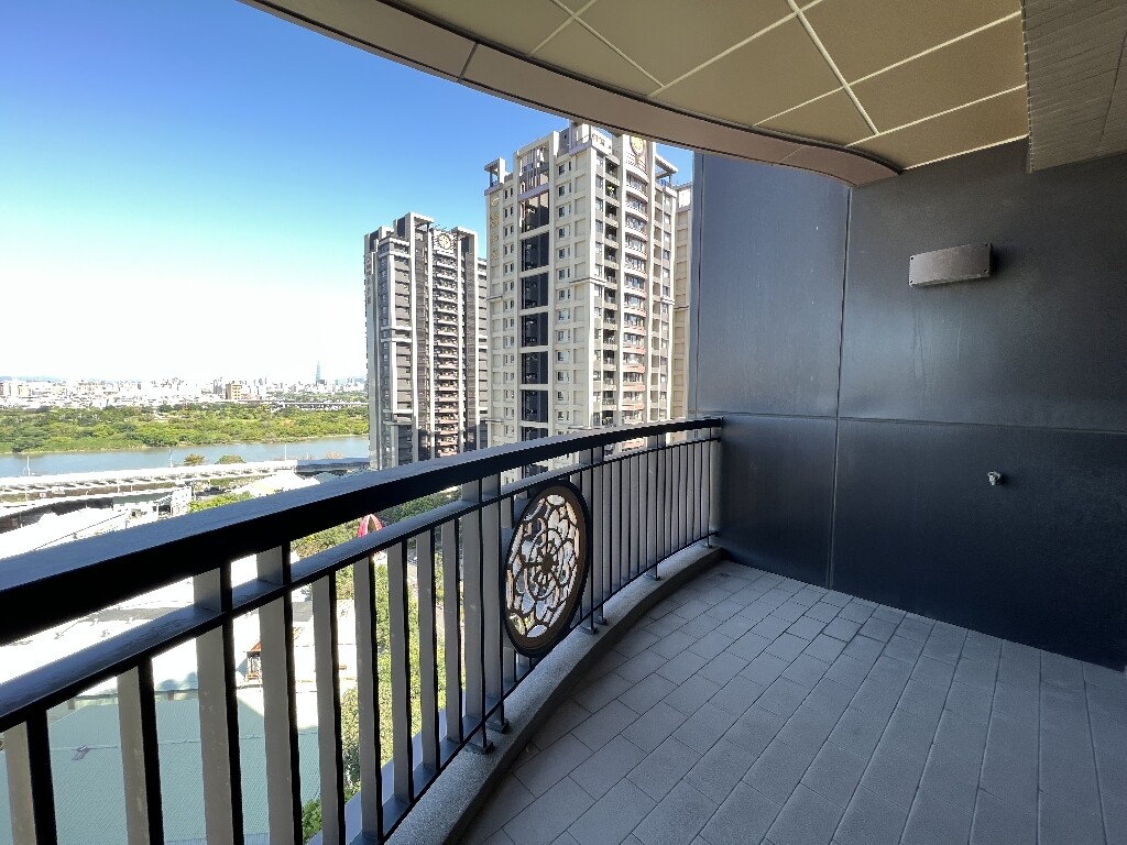 遠雄采梅園遠雄左岸系列新北市中和區中原二街電梯大廈遠雄采梅園河景大器三房 房屋出售 樂屋網