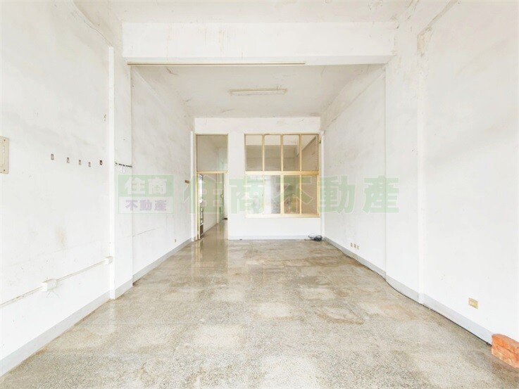 茄萣興達國小大地坪透天店住 高雄市茄萣區買房子、房屋出售 樂屋網