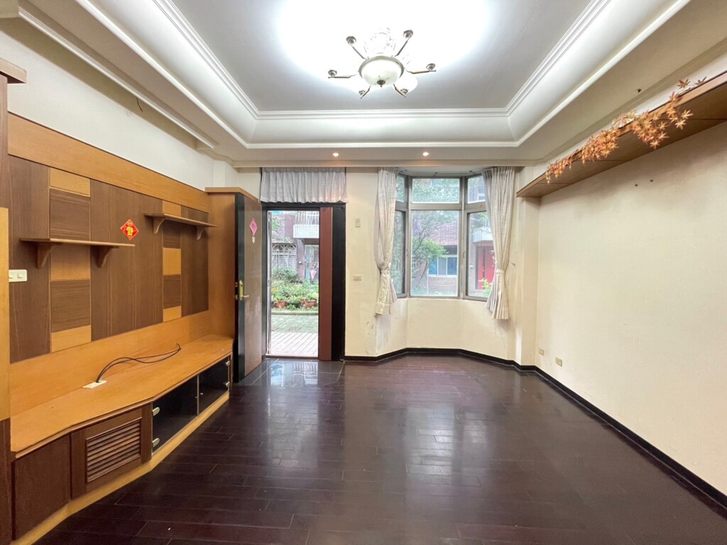 桃園市楊梅區光裕南街透天厝近66稀有超便宜夏威夷社區美式別墅 房屋出售 樂屋網
