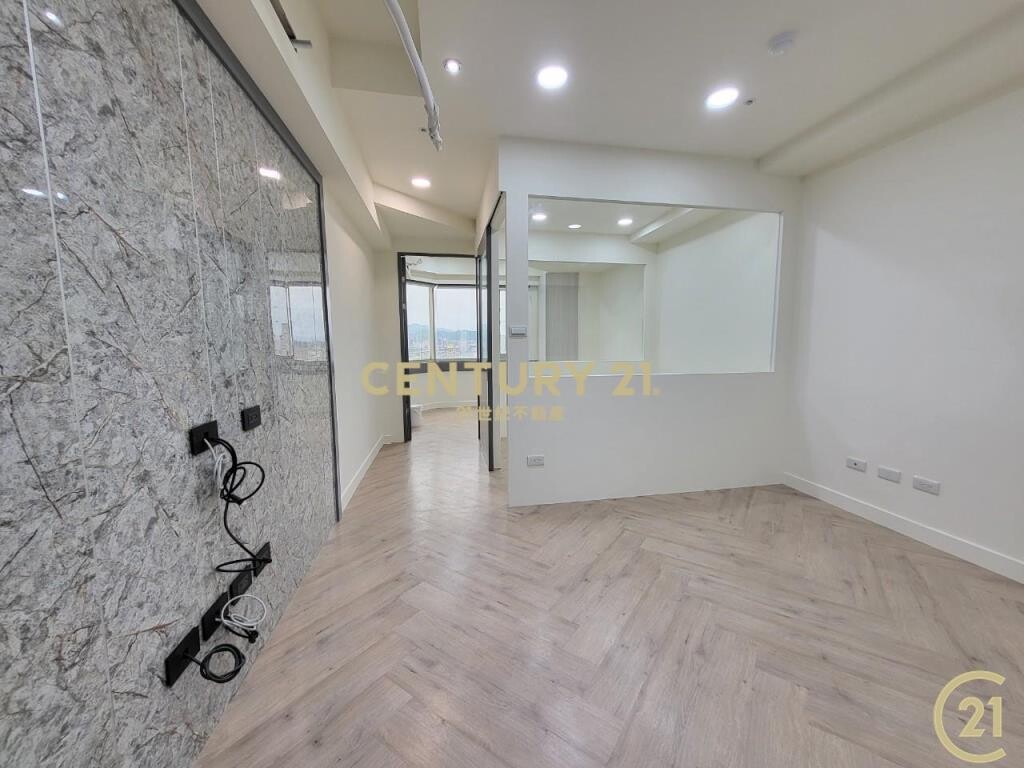 太平洋花園廣場新北市三重區三和路四段電梯大廈太平洋花廣漂亮採光高樓層2房 房屋出售 樂屋網