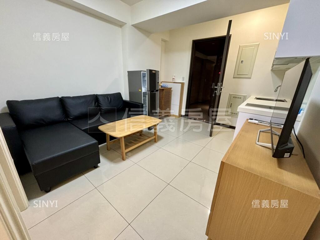 高雄市新興區七賢一路電梯大廈大悅高樓層溫馨小資兩房 房屋出租 樂屋網