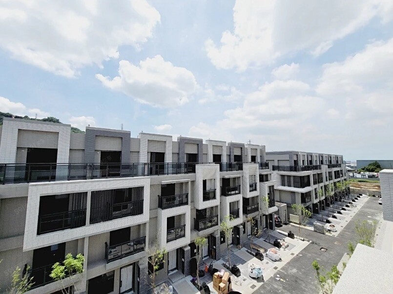 昌祐極光計劃透天區台中市大里區健民路別墅大里全新前院車庫美別墅 房屋出售 樂屋網