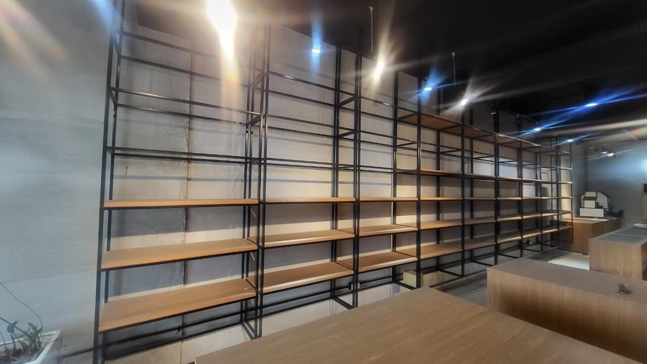 台南市南區中華南路一段店面安家租賃南區中華南路一段 可做殯葬行業 房屋出租 樂屋網