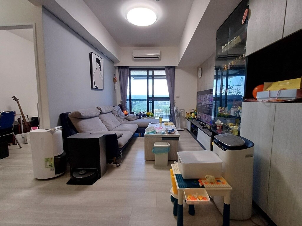 谷樹向陽高雄市仁武區霞海南二街電梯大廈榮總福山3年屋高樓景觀大三房平車 房屋出售 樂屋網