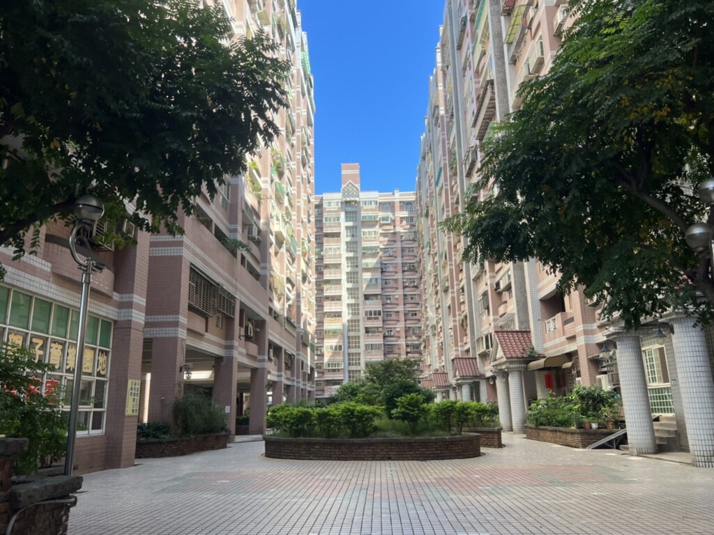台北桃源桃園市桃園區安慶街電梯大廈台北桃源套房附傢俱家電衛浴開窗~芙伶推薦 房屋出租 樂屋網