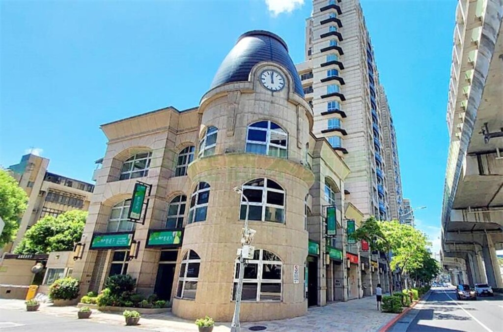 台北市內湖區文德路電梯大廈內湖文德三角窗店 房屋出售 樂屋網