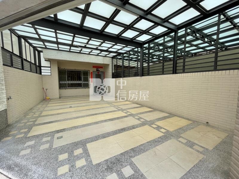 台南市安南區安和路一段透天厝安和路邊間雙併溫馨車墅 房屋出售 樂屋網