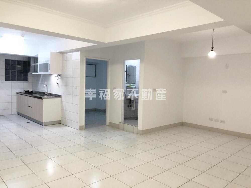 健康三街107巷19號華廈台南市安平區健康三街電梯大廈育平公園二房二衛雙陽台美寓 房屋出售 樂屋網