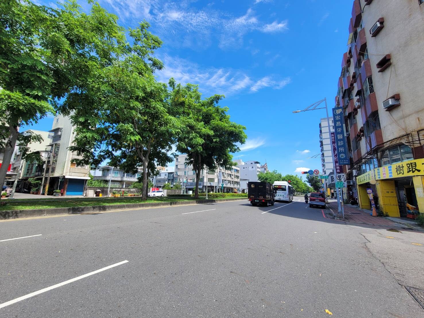高雄市鼓山區九如四路九如四路臨路 二樓商辦出租 樂屋網