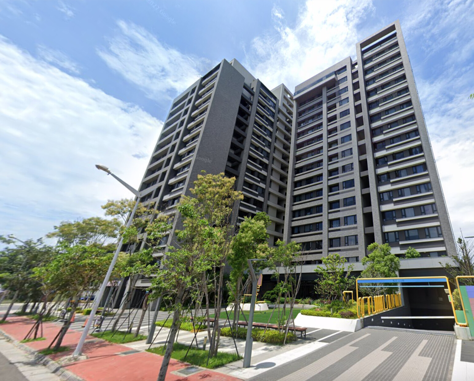 新傳遠景新竹縣湖口鄉中山路一段電梯大廈獨家湖口新傳遠景稀有釋出兩房平車 房屋出售 樂屋網
