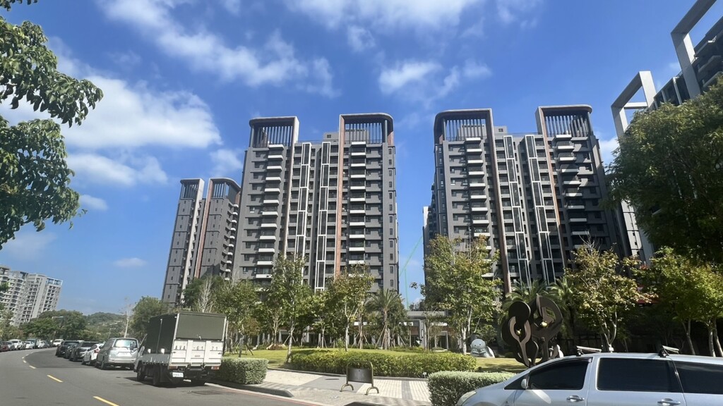 總太2020台中市北屯區環太東路電梯大廈★總太建設輕屋齡精裝視野戶二大房附平車★ 房屋出租 樂屋網