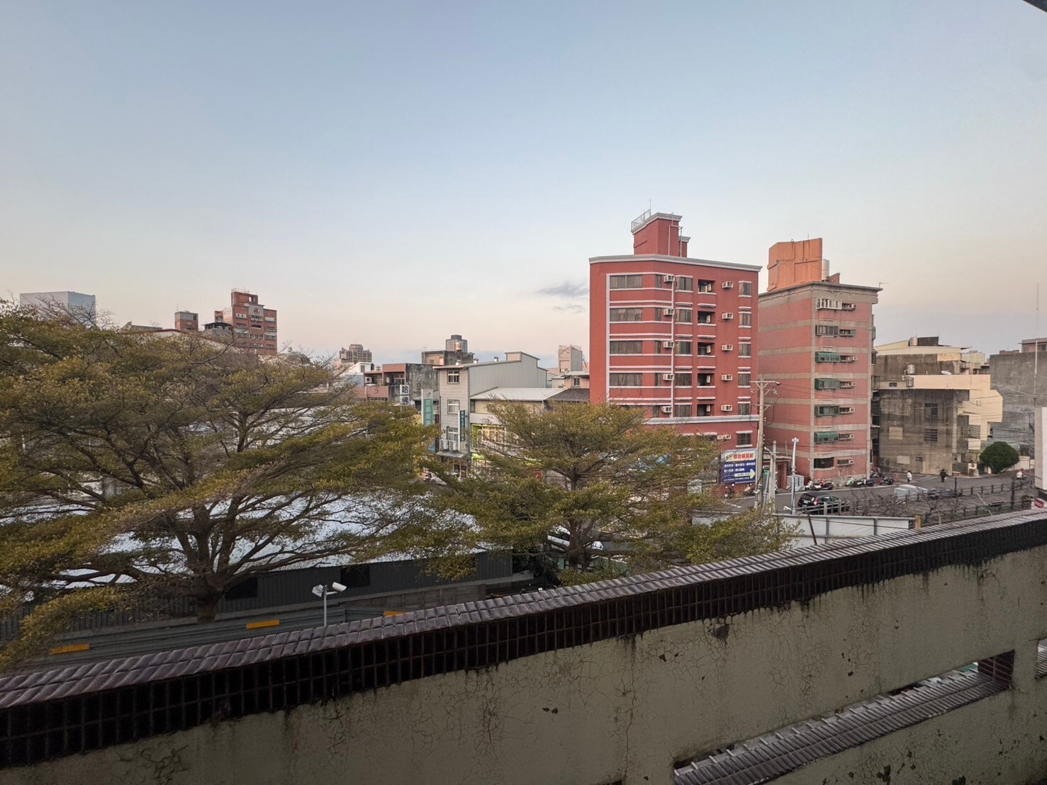 【專任】八大學區住店透天★活巷㊣近建華國中 新竹市東區買房子、房屋出售 樂屋網
