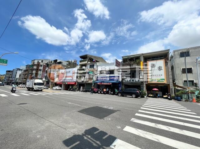 台南市東區裕農路透天厝裕農路後甲圓環透天店面 房屋出售 樂屋網