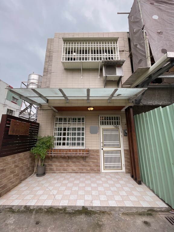 花蓮縣花蓮市德安一街透天厝花蓮 市區德安邊間靜巷透天 房屋出售 樂屋網