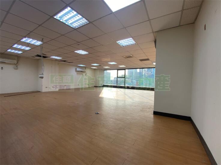 台中市大里區國光路二段辦公大買家精華地段置產金雞母 房屋出售 樂屋網