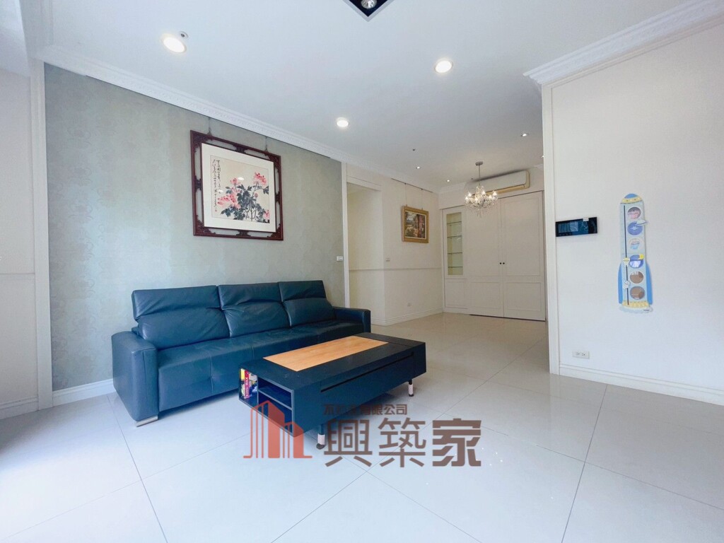 新竹縣竹北市嘉興二街電梯大廈e 縣三特區 百萬裝潢大四房 稀有釋出 房屋出租 樂屋網