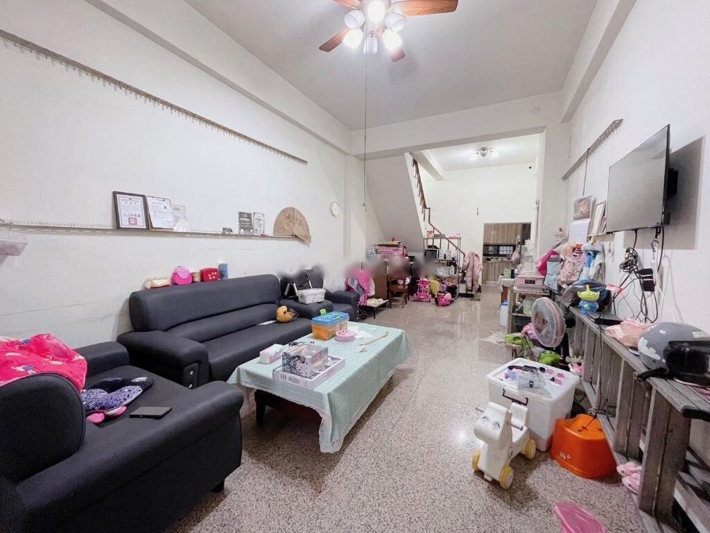 ️仁武八卦寮商圈 臨路面寬 精美黃金美店住 ️ 高雄市仁武區買房子、房屋出售 樂屋網