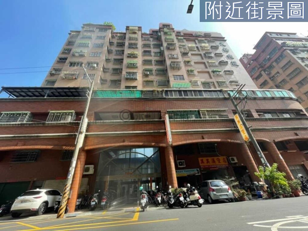 岡山市銀座高雄市岡山區大昌街電梯大廈岡山銀座大四房車位 T超大四房高樓層景觀房 房屋出售 樂屋網