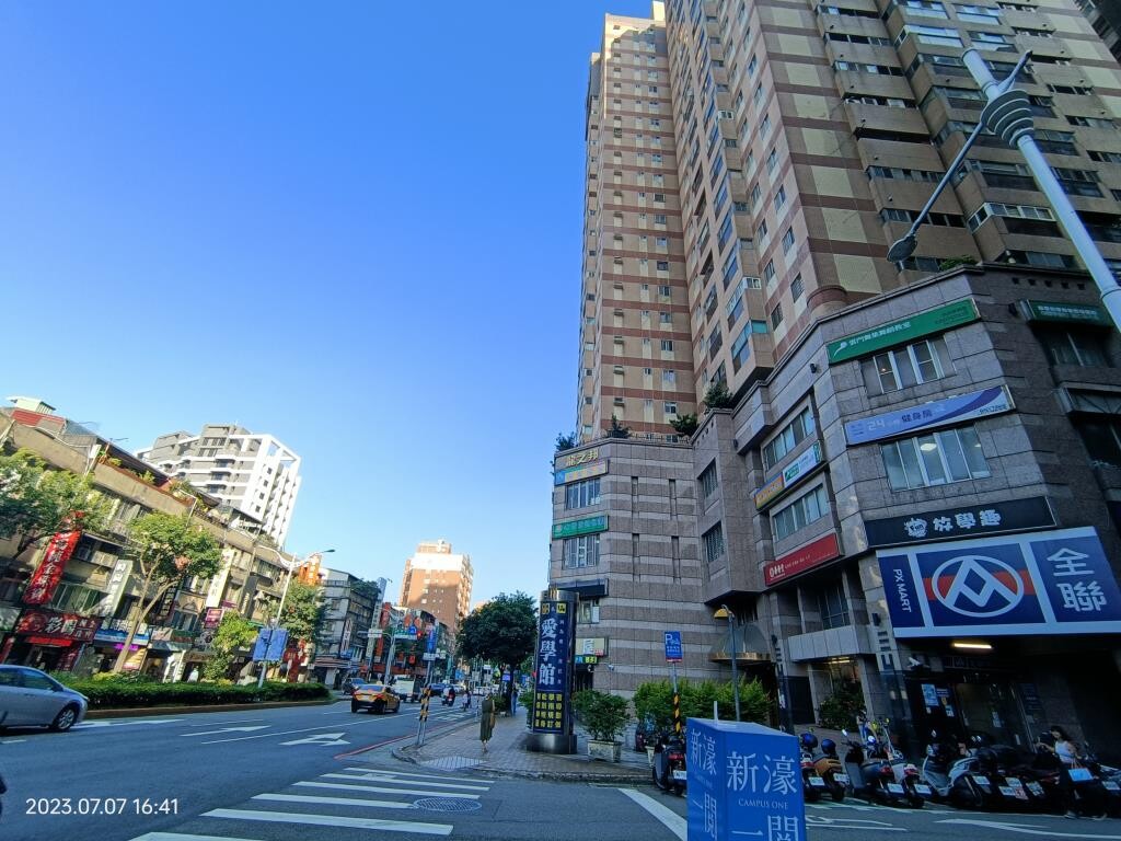 龍之邦a區新北市板橋區雙十路二段電梯大廈 ★江翠捷運站~出站就到家★龍之邦邊間3房 房屋出售 樂屋網