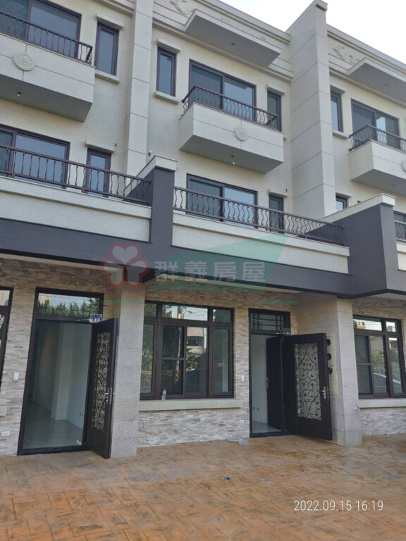 彰化縣溪州鄉東州路透天厝★全市場最俗★菁華戶★溪州市區生活圈→英國登錄普全棟防水→進口全棟全釉拋光石英石→歐風精工鍛造落成→溪州國小國中