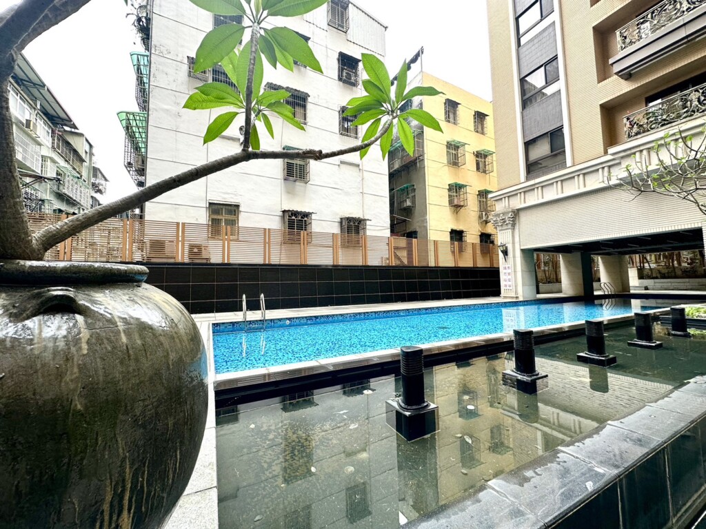 雙捷京站新北市蘆洲區信義路電梯大廈【住商阿燿推薦】雙捷京站高樓獨家專賣 房屋出售 樂屋網